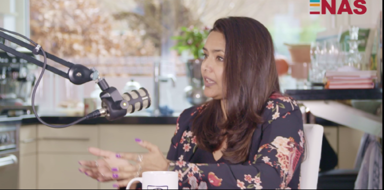 Asha Lachman geeft hoop en liefde aan Rotterdammers in nood ...