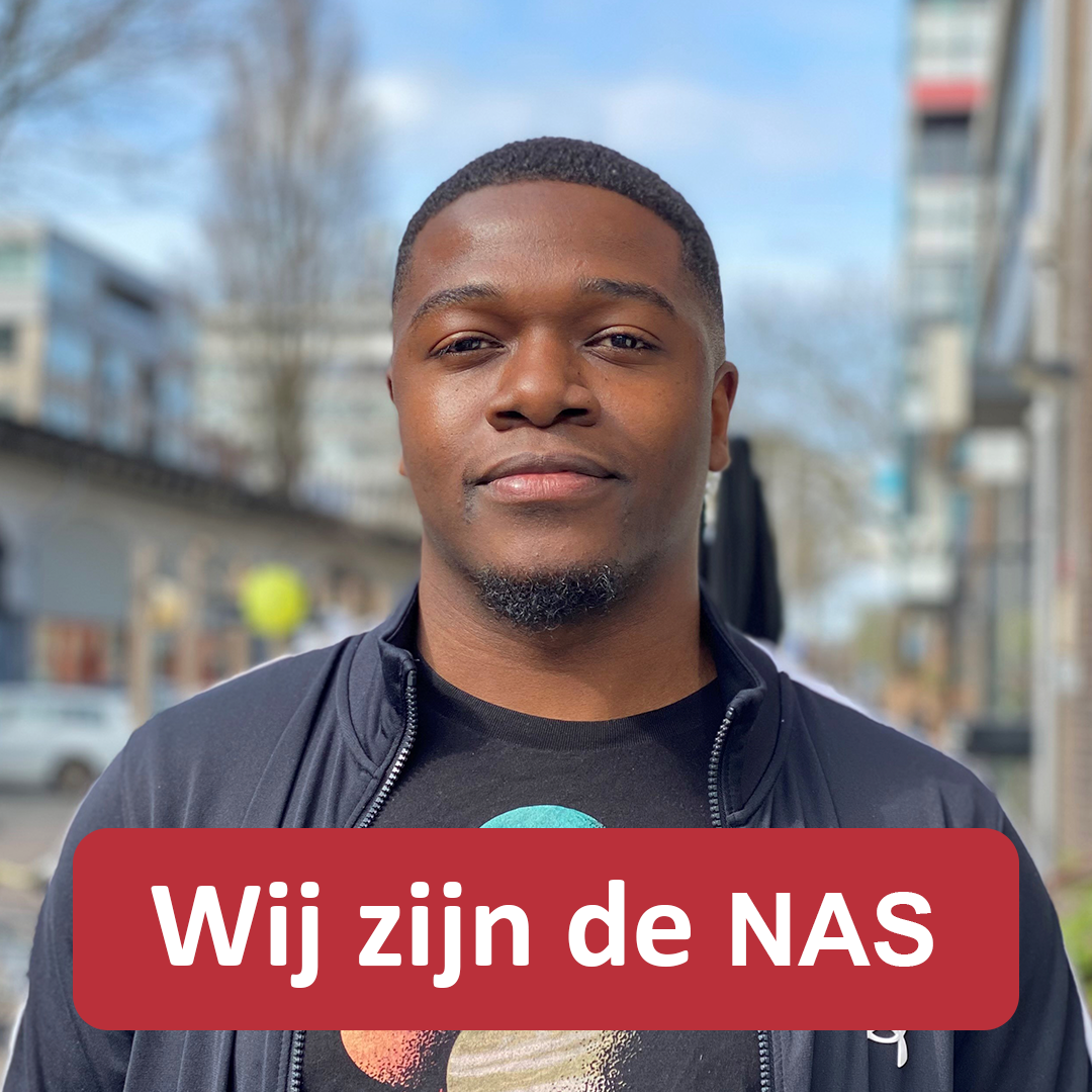 Davnon (30) groeide op in Delfshaven en werd daar op jonge leeftijd ...